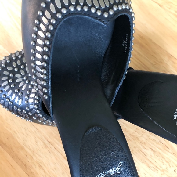 Yellow Box | Shoes | Yellow Box Black Pumps Nwot | Poshmark